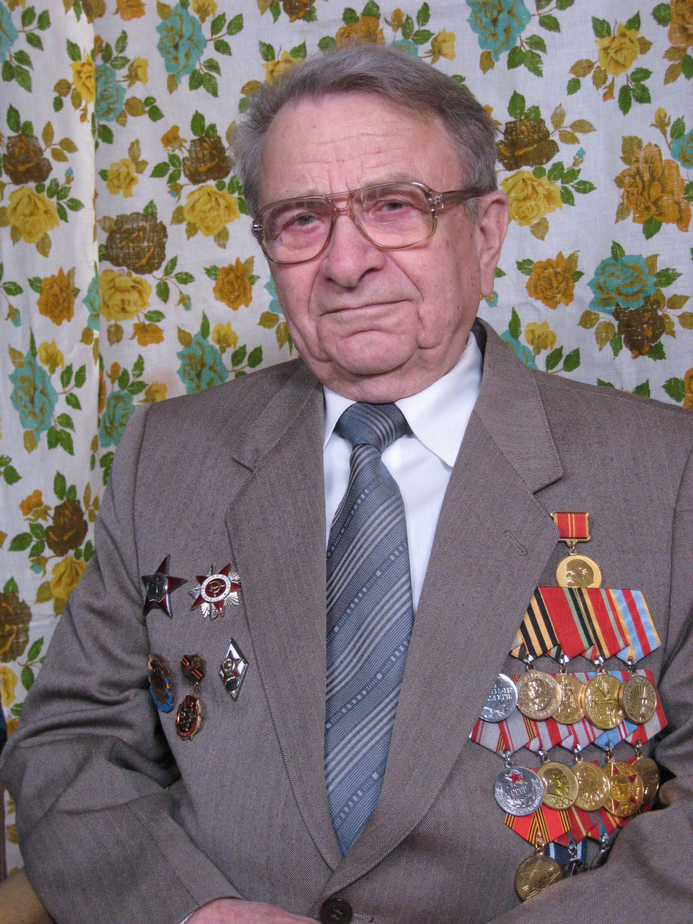 World War II experience of Soviet Jewish soldiers: Chernyakhovskiy, David